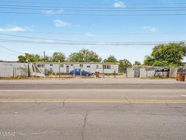 3142 E Drexel Rd, Tucson, AZ 85706