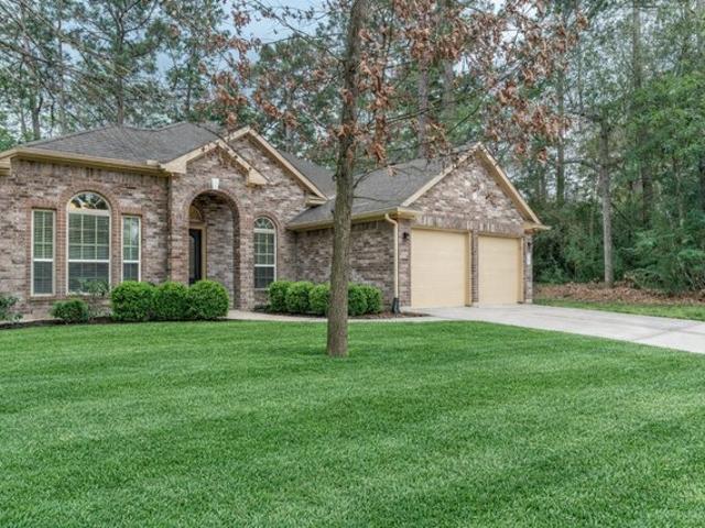 3142 Fitzgerald Dr, Montgomery, TX 77356
