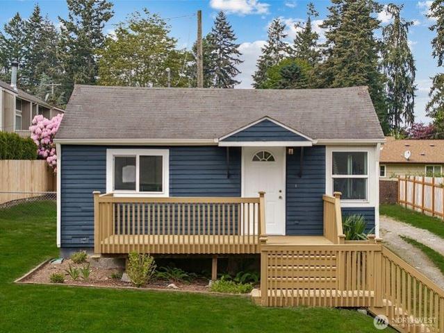3142 Glendale Dr W, University Place, WA 98466