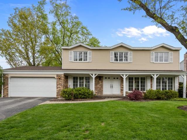 3142 Hemlock Ln, Northbrook, IL 60062