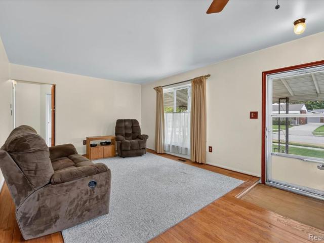 31431 Northwood Drive