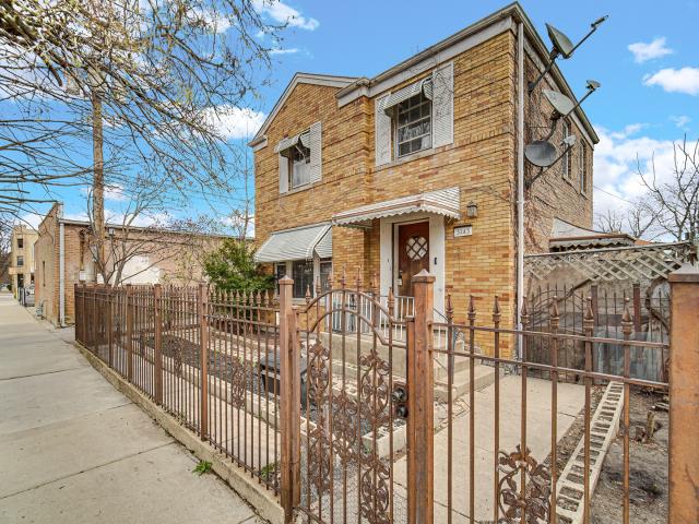 3143 N Kostner Avenue
