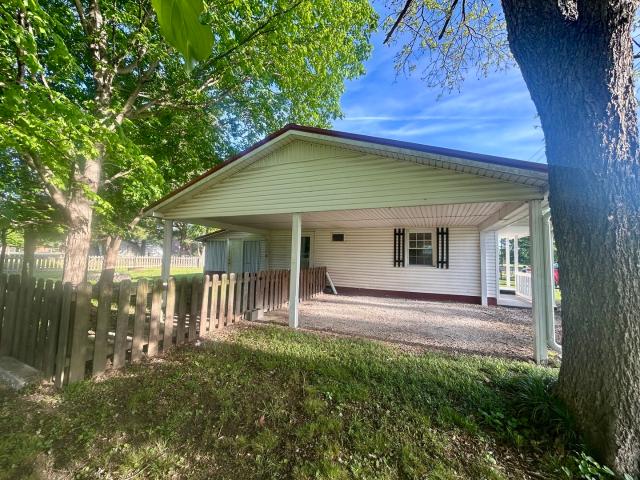 3143 Old Marion Road
