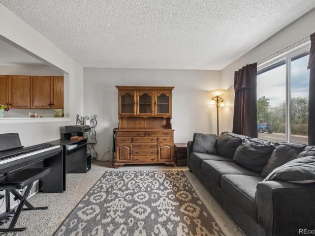 3143 E 96th Place