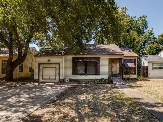 3143 Hedgerow Drive