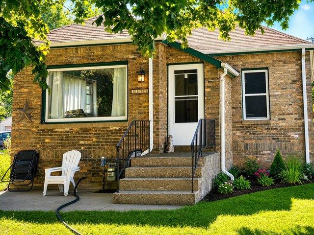3143 S 99th St, Milwaukee, WI 53227