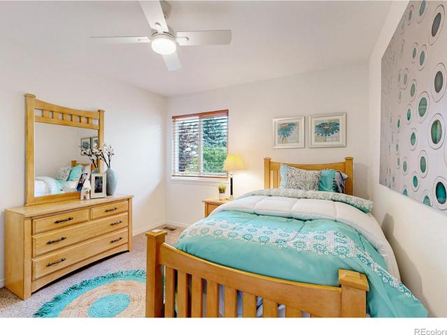 3143 W 109th Place