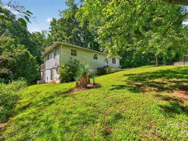 314 22nd Street Ct SE, Hickory, NC 28602