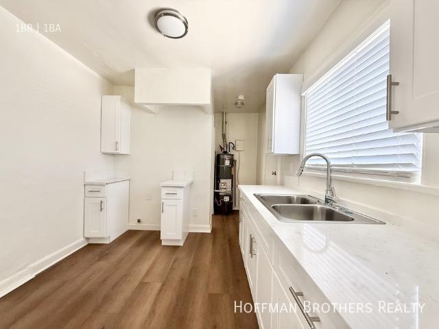 314 316 W 50th St Los Angeles, CA 90037