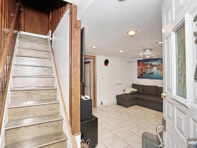 314 42nd Street