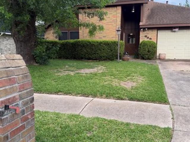 314 Capehill Dr, Houston, TX 77598