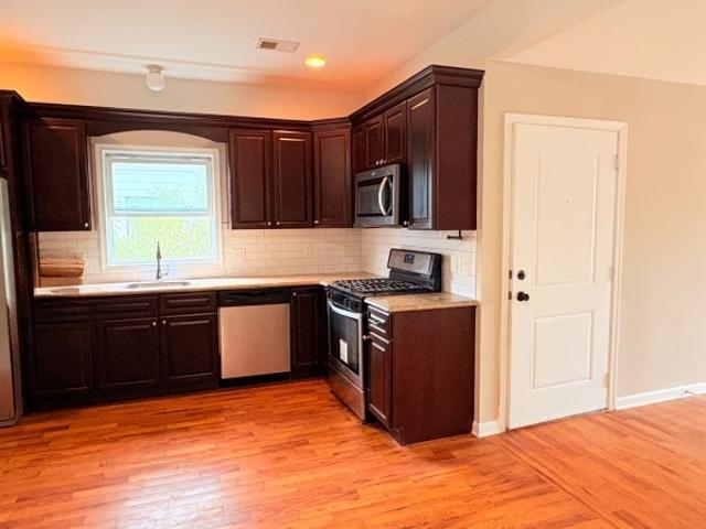 314 Center St # 1