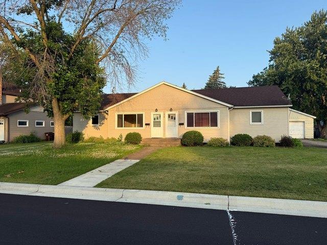 314 and 316 Pershing Ave N, New Prague, MN 56071