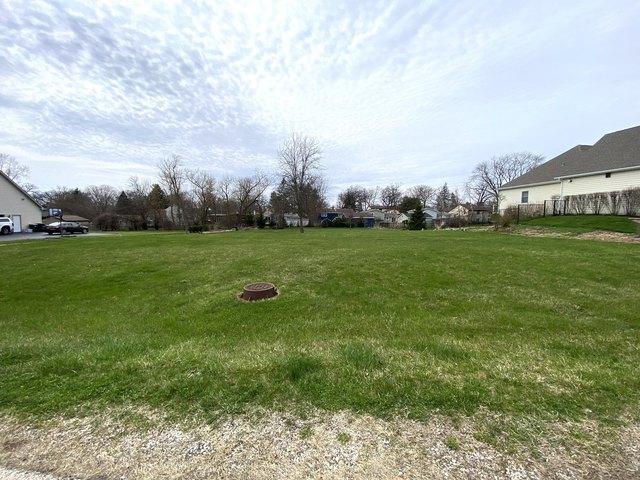 314 Abbey Ln, Antioch, IL 60002