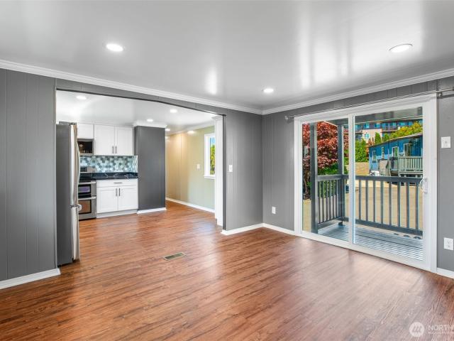 314 Avenue J # 20
