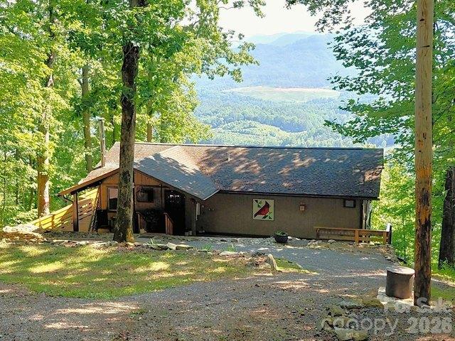 314 Blackberry Ln, Clyde, NC 28721