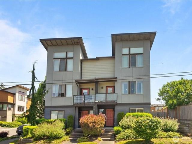 314 Bremerton Ave NE, Renton, WA 98059