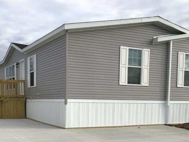 314 Brookside Mnr, Goshen, IN 46526