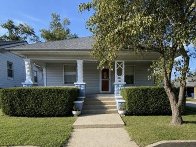 314 E 8th St, Centralia, IL 62801