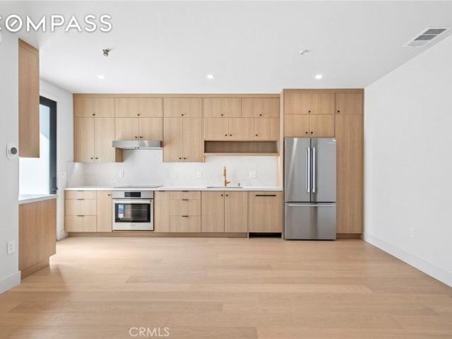 314 E 16th St B, Costa Mesa, CA