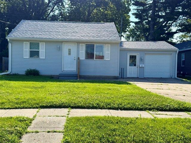 314 E 19th St S, Newton, IA 50208