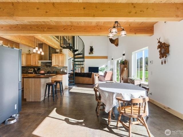 314 E Valley Road