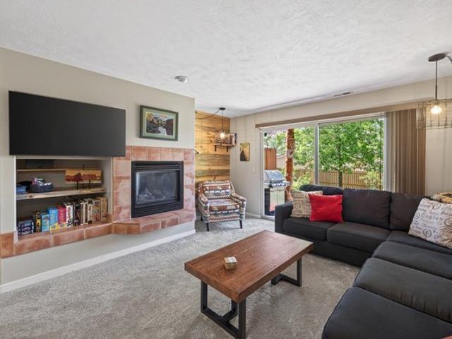 314 E Pueblo Ct, Moab, UT 84532