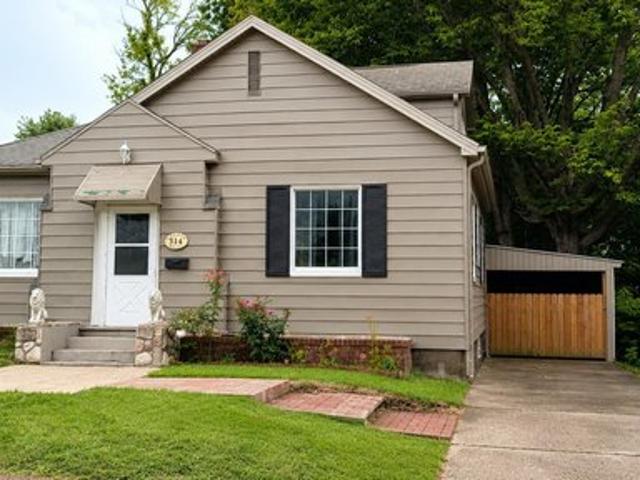 314 E Rea St, Marshall, MO 65340