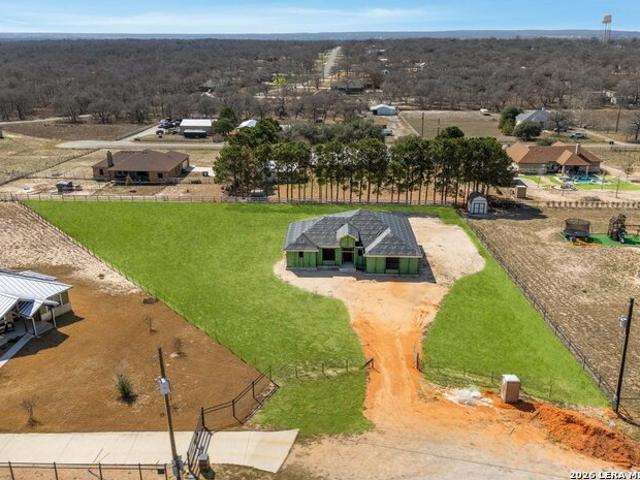 314 Honeysuckle Ln