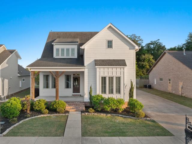 314 Hickory Dr