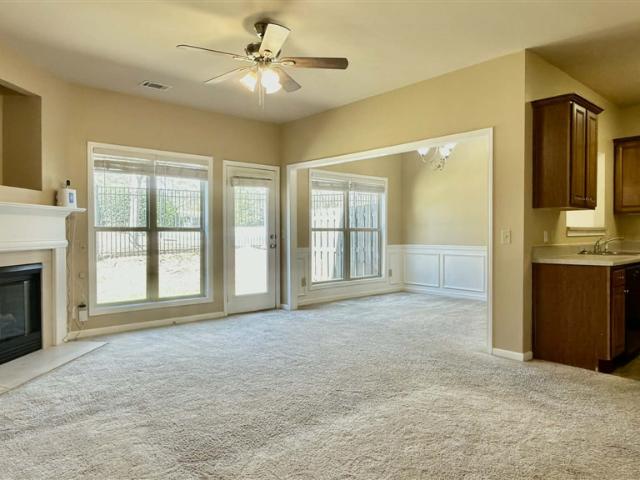 314 Oakland Hills Way