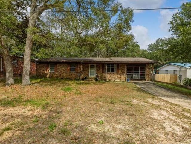 314 Michigan Ave, Valparaiso, FL 32580