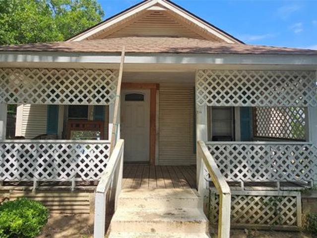 314 N Green St, Grand Saline, TX 75140