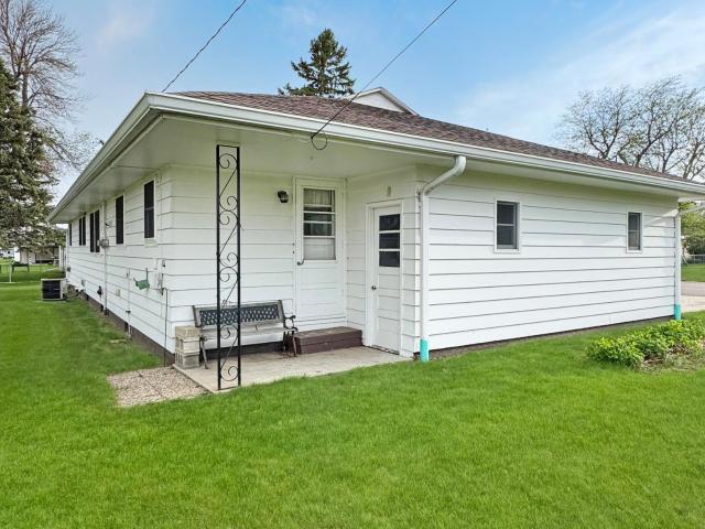314 Maple Street N