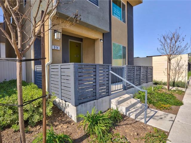 314 N Standard Ave, Santa Ana, CA 92701 | MLS #IV26008 | Compass
