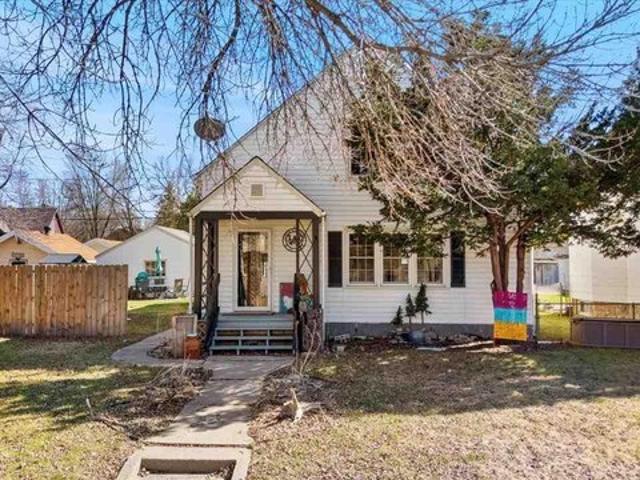 314 S 4th St, Virginia, MN 55792