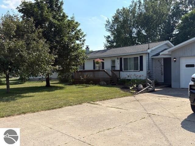 314 S Essex St, Kalkaska, MI 49646