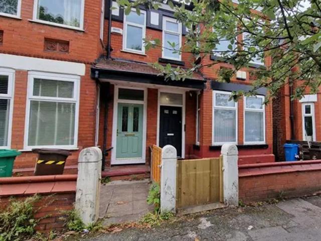 314 Slade Lane, Manchester, M19 2AE, United Kingdom | 4 bed duplex for rent #130652992 | Rentberry