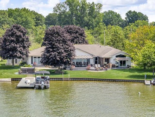 314 Steves Scenic Dr, Horton, MI 49246