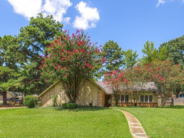 314 Pear Orchard Cir, Ridgeland, MS 39157