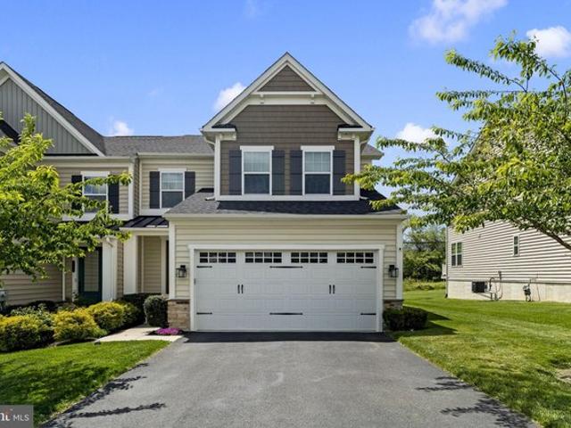 314 Piper Ln, Exton, PA 19341
