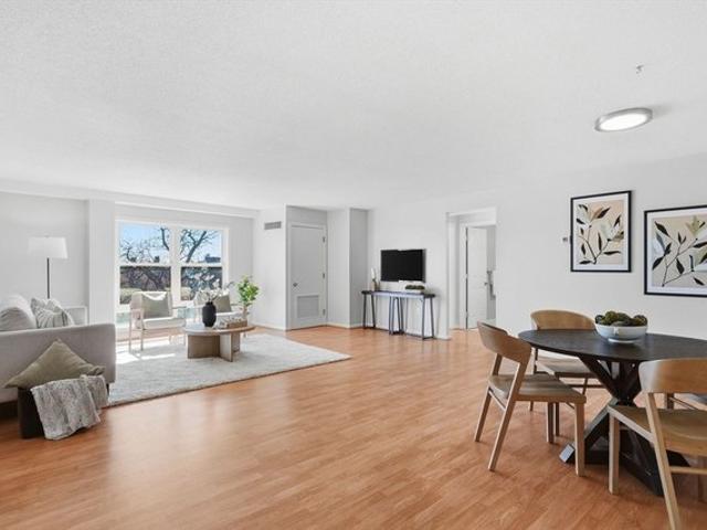 314 Riverside Ave Apt 408, Medford, MA 02155