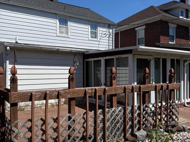 314 W Caracas Avenue