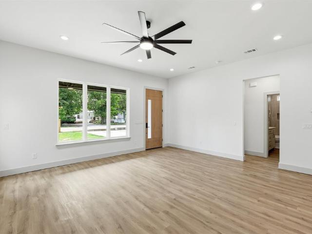 314 W Cobb Street