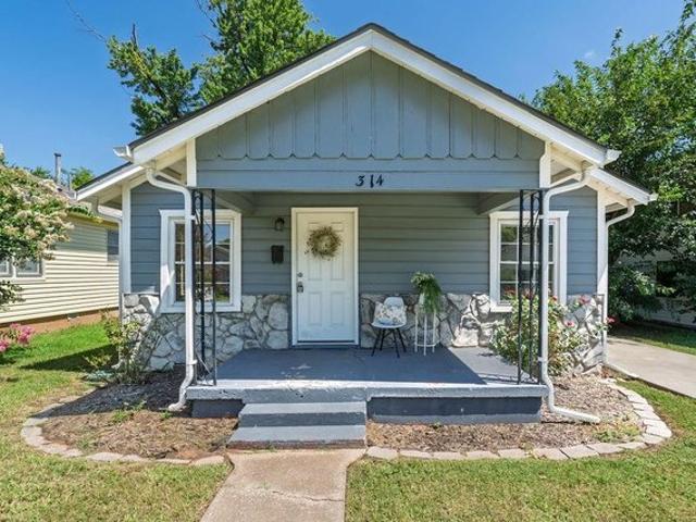 314 W Georgia St, Shawnee, OK 74804