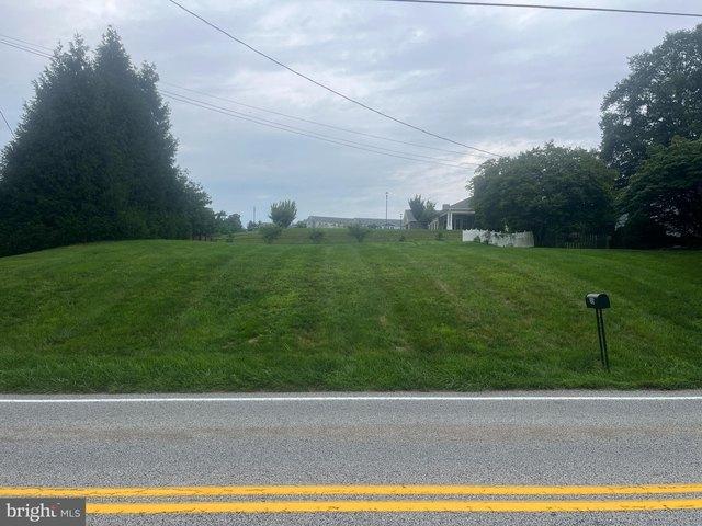 314 W Lisburn Rd, Mechanicsburg, PA 17055