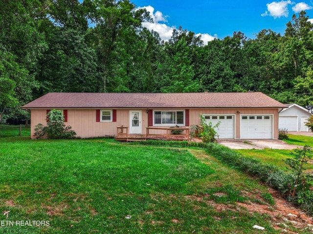314 Wood Ln, Surgoinsville, TN 37873