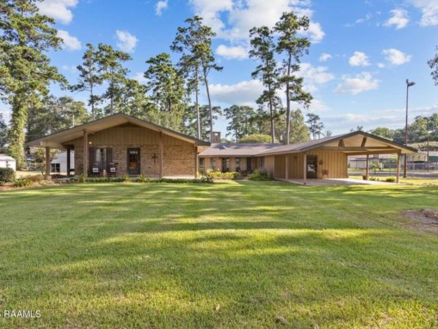 314 Whispering Pines Ln, Eunice, LA 70535