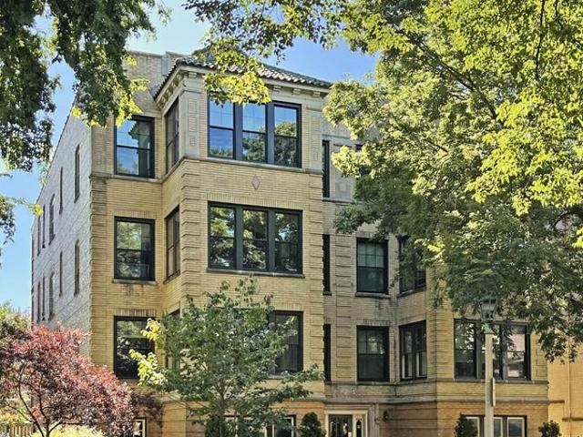 314 Wisconsin Ave Apt 3S, Oak Park, IL 60302
