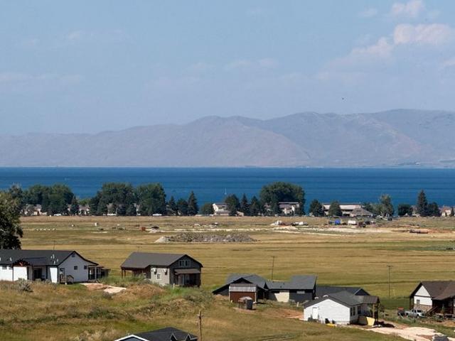 3154 S Golf Course Dr Unit 71, Garden City, UT 84028